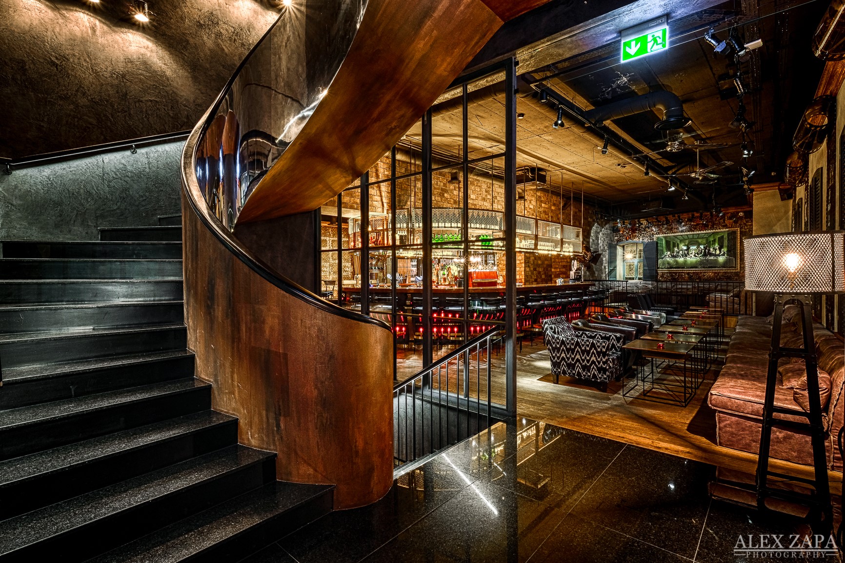 Bizarre Restaurant & Bar | MENIU